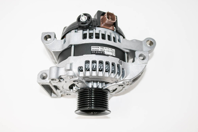 Buy Toyota Alternator 27060-0S020 | Longo Toyota Parts