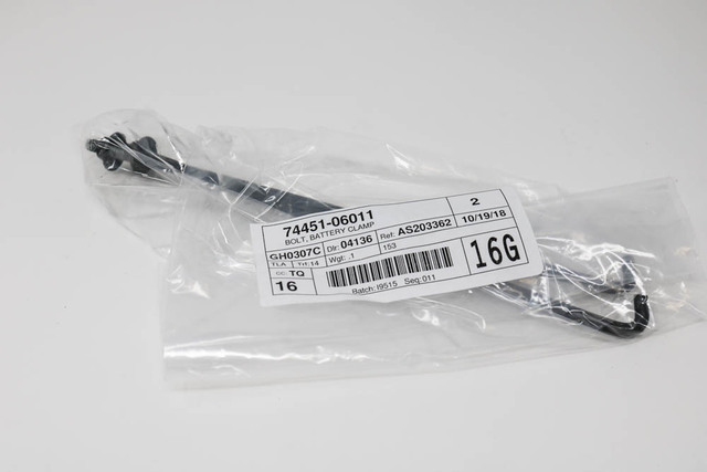 74452-33010 - Battery Hold Down Bolt Longo Toyota Parts