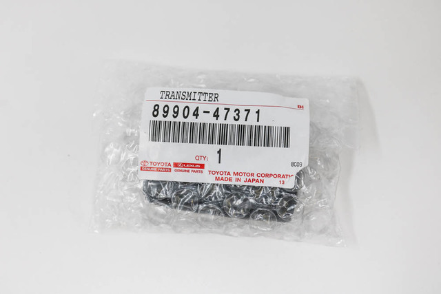 89904-47374 - Keyless Entry Transmitter 2012-2015 Toyota Prius | Longo ...