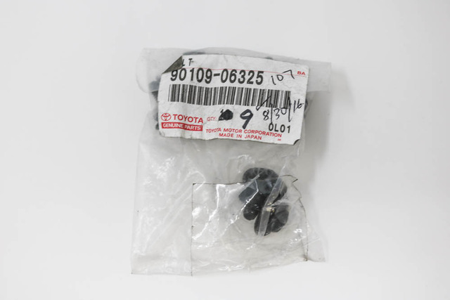 90109-06325 - Bumper Cover Lower Bolt 2004-2023 Toyota | Longo Toyota Parts