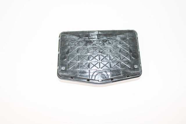 82720-33301 - Junction Block Longo Toyota Parts