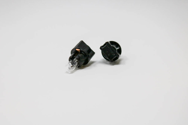 83120-60020 - Instrument Panel Light Bulb 1999-2006 Toyota | Longo ...