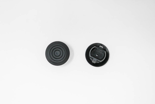 76924-02020 - Rocker Molding Retainer 2008-2022 Toyota | Longo Toyota Parts