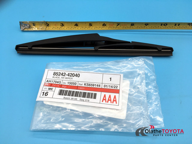 2013-2018 Toyota RAV4 Back Glass Wiper Blade (Right, Rear) 85242-42040 ...